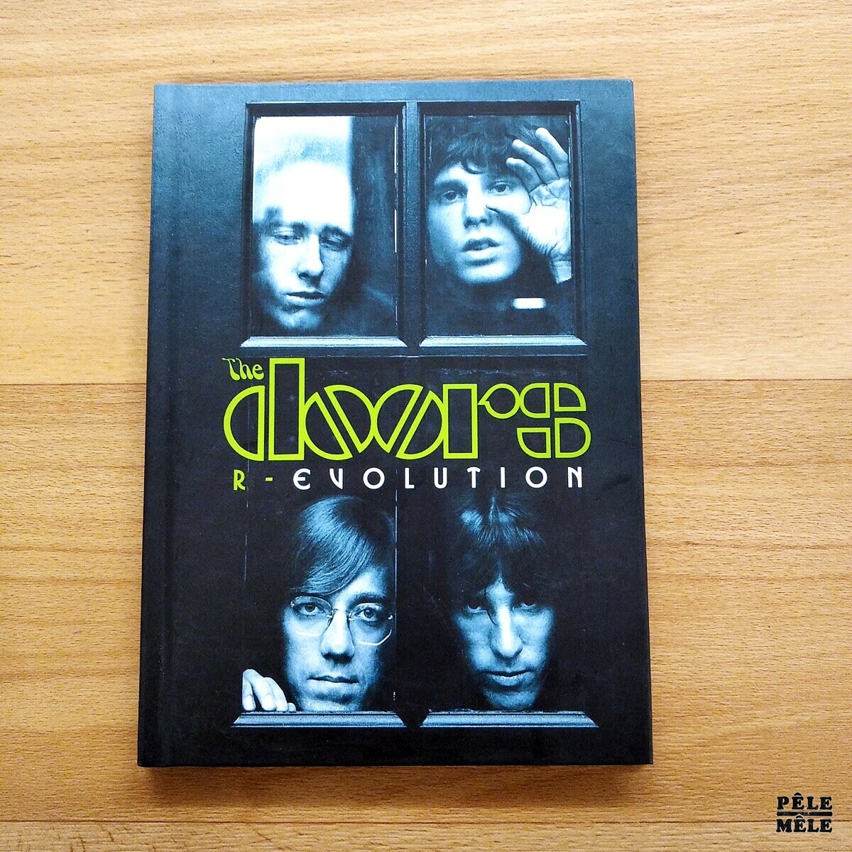 "The Doors R - Evolution" - (livret+DVD) - Pêle-Mêle Online