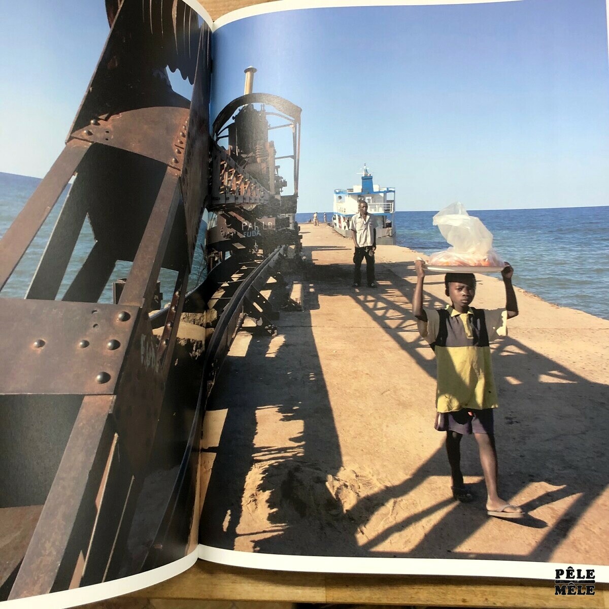 Congo belge en images - 2 volumes - Carl De Keyzer , Johan Lagae - Pêle ...