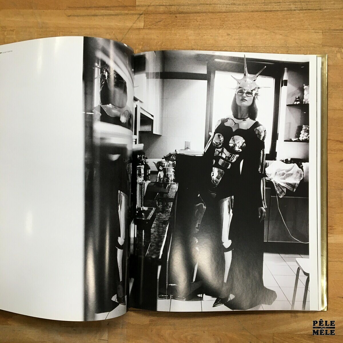 Playboy : Helmut Newton - Hugh Hefner (Préfacier), Gary Cole ...