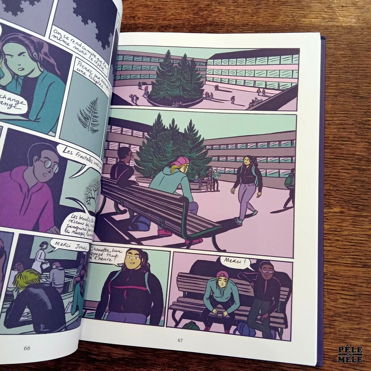 "Immonde!" - Elizabeth Holleville - Pêle-Mêle Online