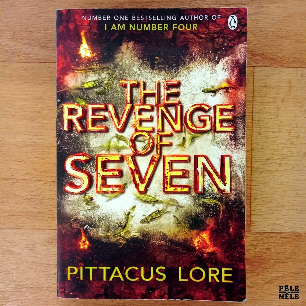 "The Revenge of Seven" - Pittacus Lore (Penguin Books) - Pêle-Mêle Online