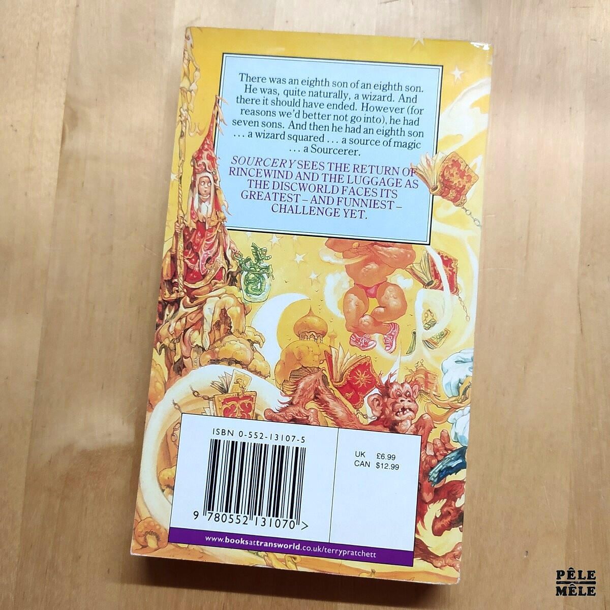 Discworld series "Sourcery" - Terry Pratchett (Corgi) - Pêle-Mêle Online