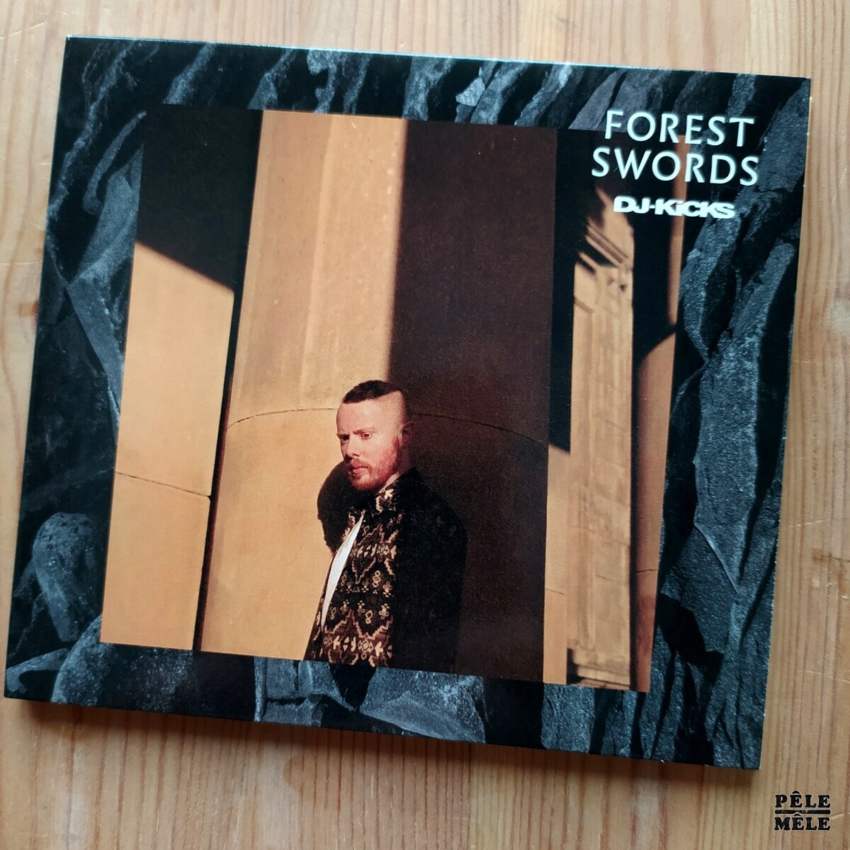 Compilation "DJ-Kicks : Forest Swords" (!K7, 2018) - Pêle-Mêle Online