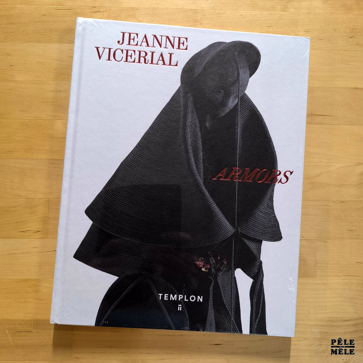 Jeanne Vicerial "Armors" (TEMPLON, 2023) - Pêle-Mêle Online