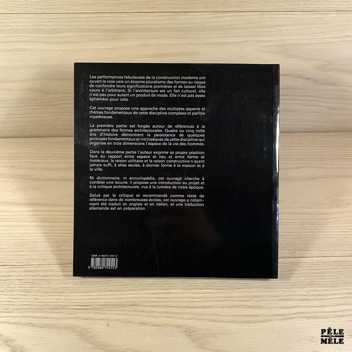 De la forme au lieu - Une introduction à l'étude de l'architecture ...